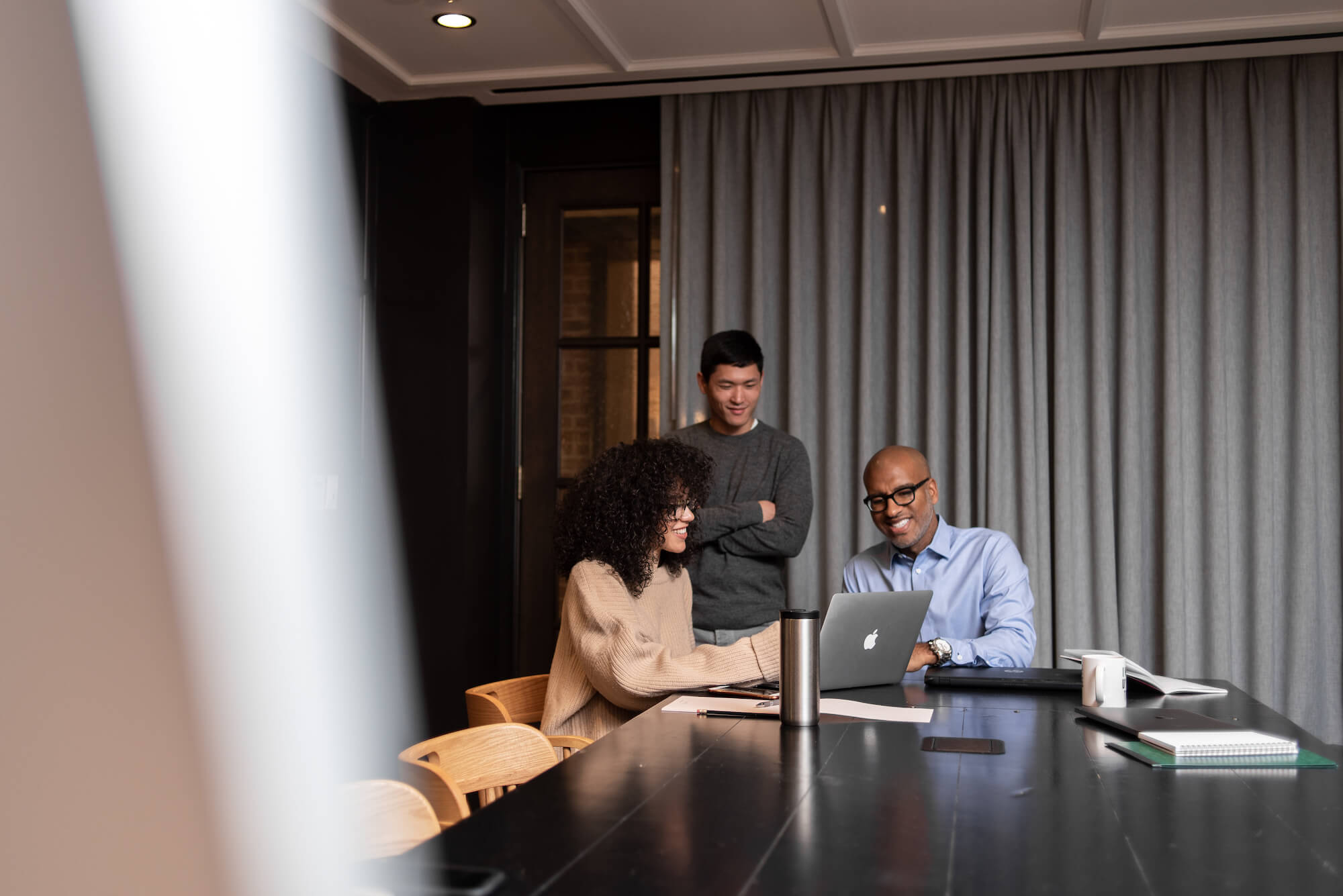 Is a Mobile Office Right for You? - TravelBank